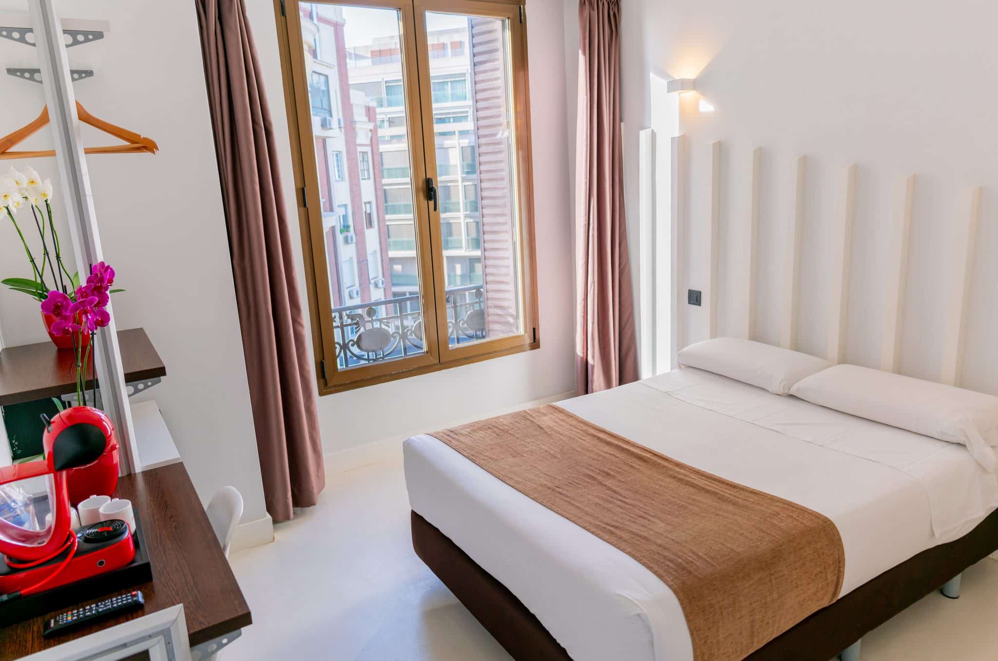 Hostal Gran Vía 44 – Grupo Gran Vía 44