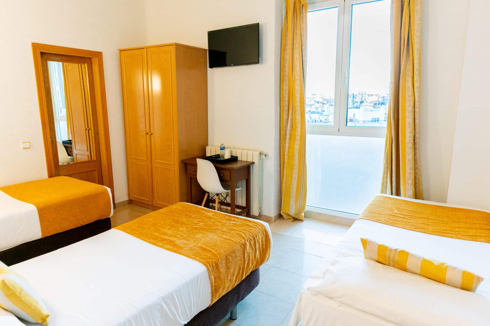 Hostal Josefina – Grupo Gran Vía 44